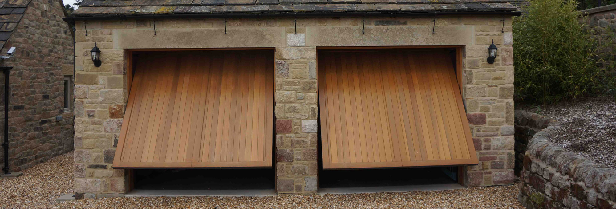 8 Garage Doors To Make Your Garage Look Stunning | Storables