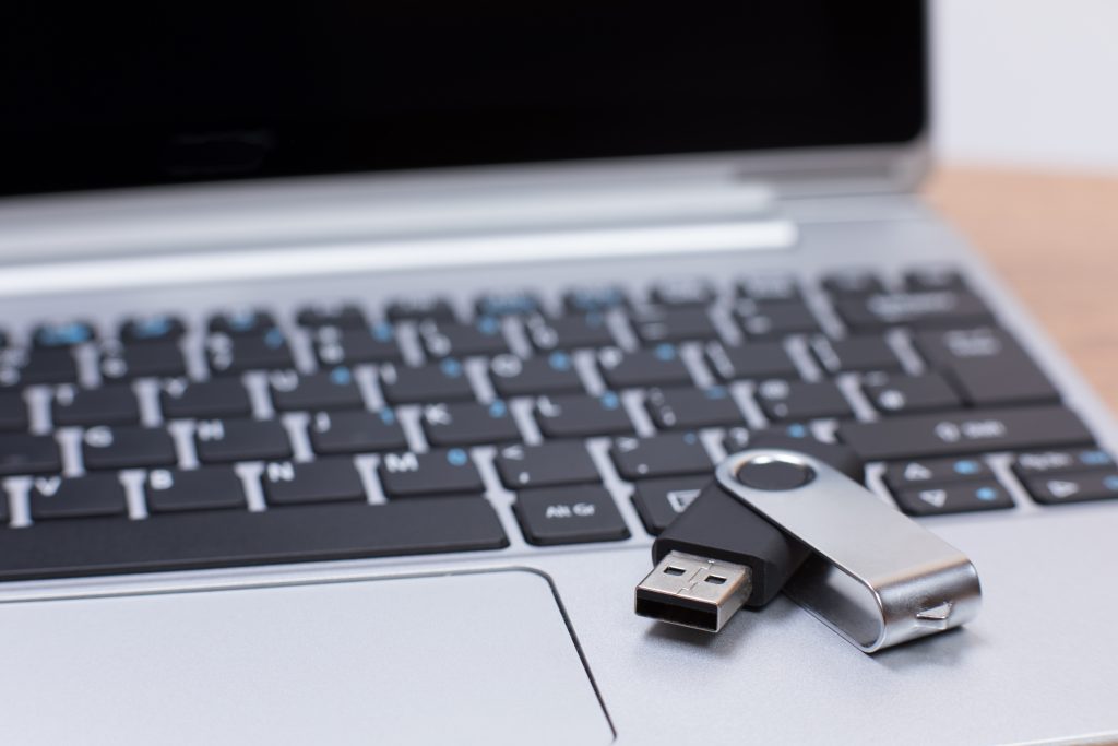 The Ultimate Buyer's Guide For Thumb Drive | Storables