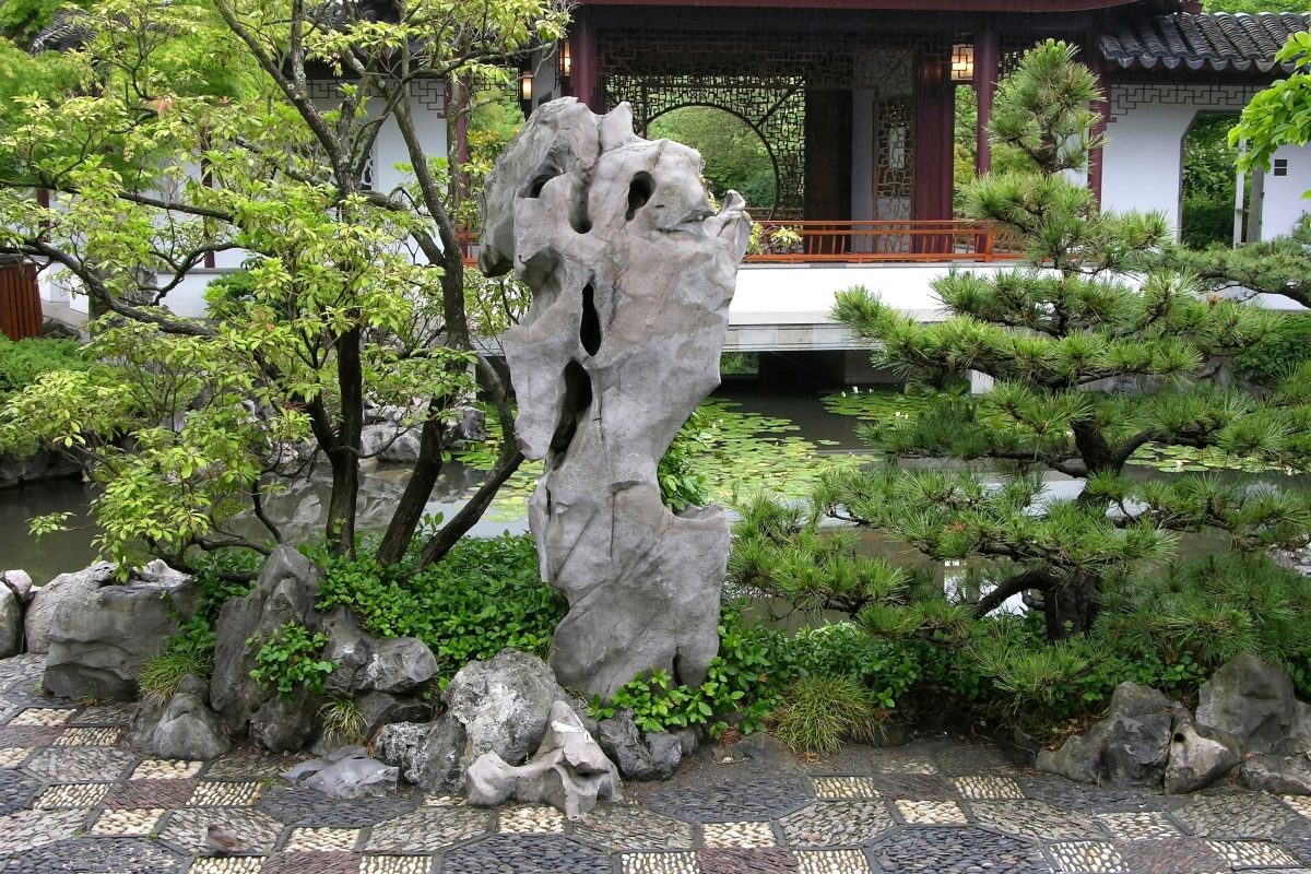 40 Beautiful Rock Garden Ideas In 2020 | ISNCA
