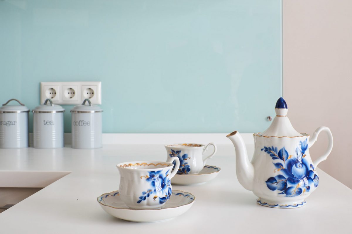 12 Gorgeous English Kitchen Ideas To Try Today | Storables