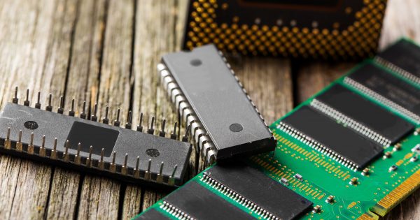 RAM Vs. ROM: 12 Major Differences To Know | Storables