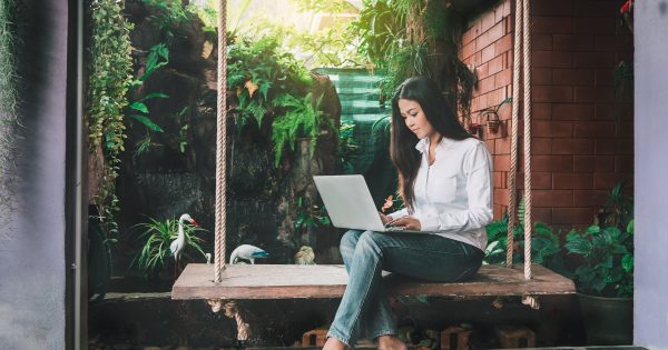 30 Outdoor Office Ideas That Truly Work | Storables