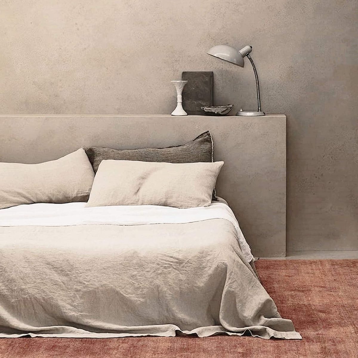 Linen vs Cotton: Which Make Better Sheets? | Storables