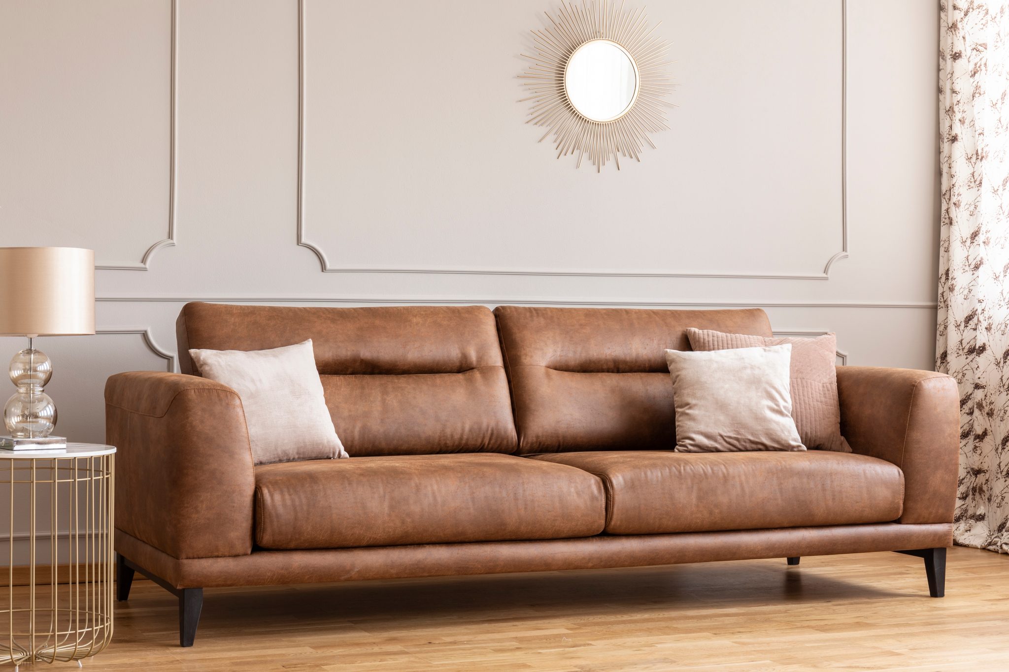 How To Incorporate a Full Grain Leather Sofa Into Your Space | Storables
