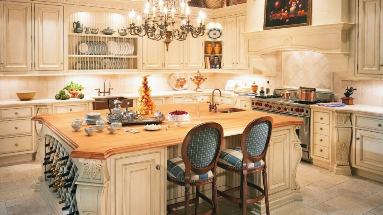 Beautiful Country Kitchens