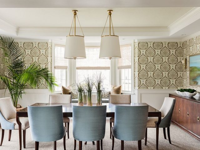 Dramatic Dining Room Designs In Pastels